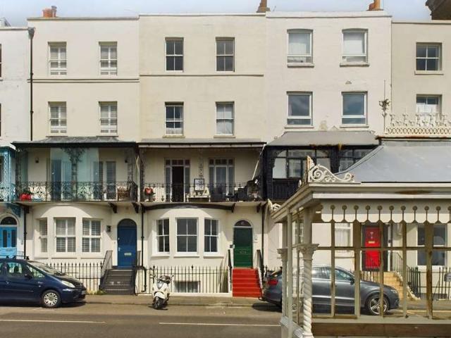 1 Bedroom Flat