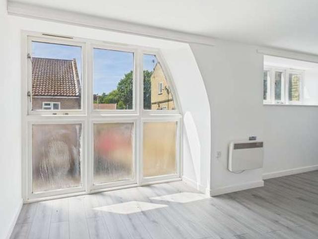1 Bedroom Flat