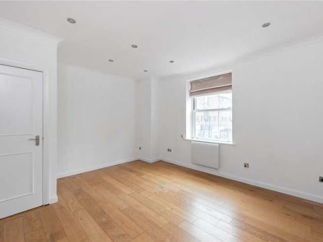 1 Bedroom Flat