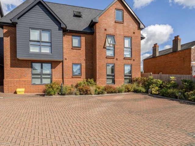 1 Bedroom Flat