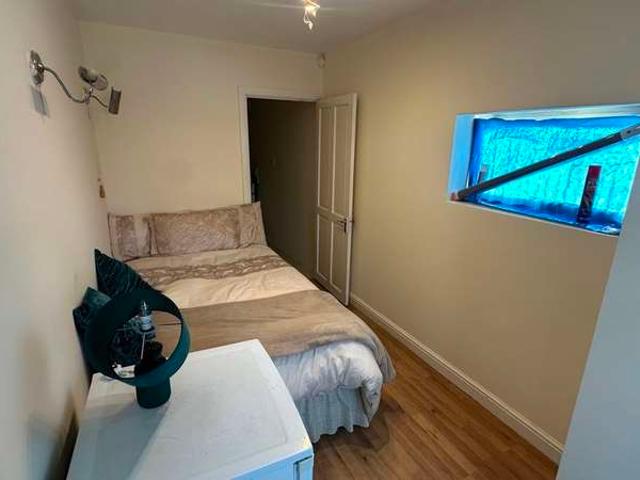 1 Bedroom Flat