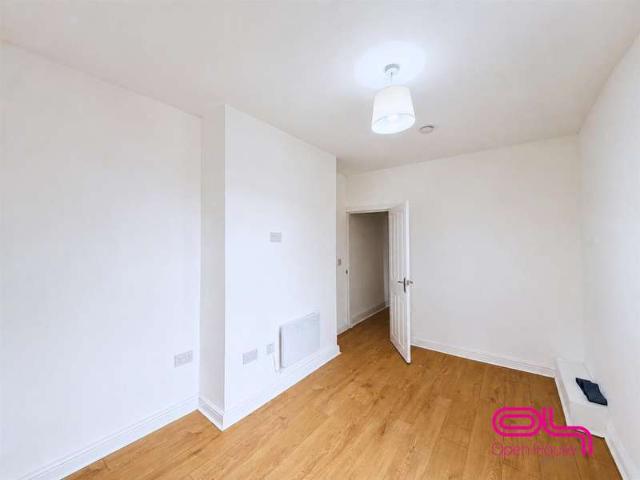 1 Bedroom Flat
