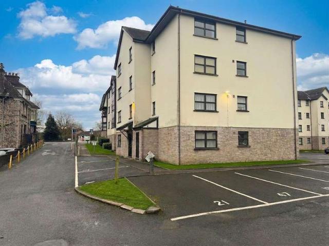 1 Bedroom Flat