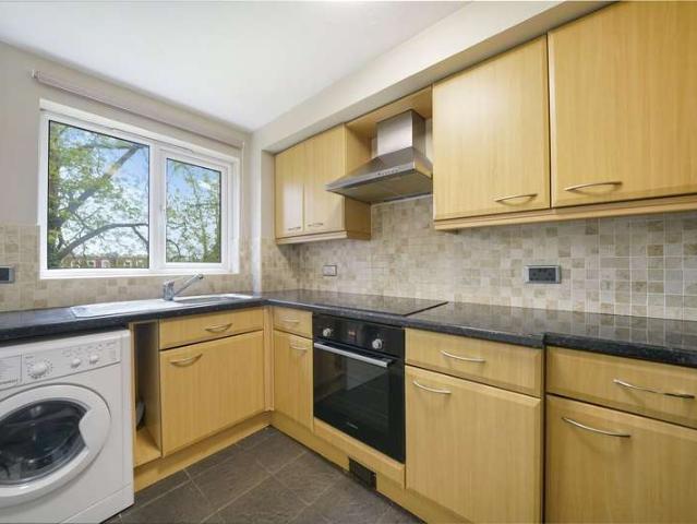 1 Bedroom Flat