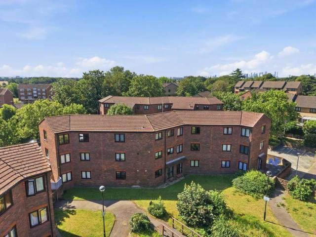 1 Bedroom Flat
