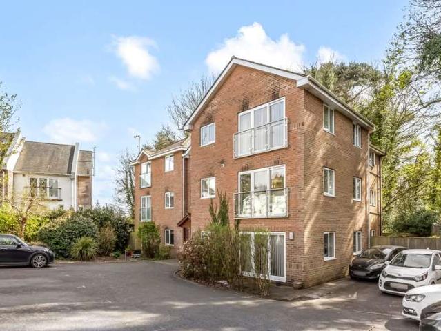 1 Bedroom Flat