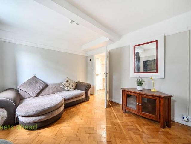 1 Bedroom Flat