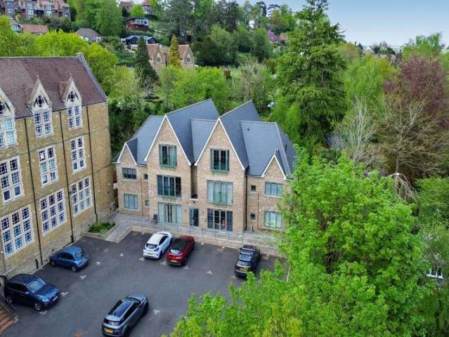 1 Bedroom Flat