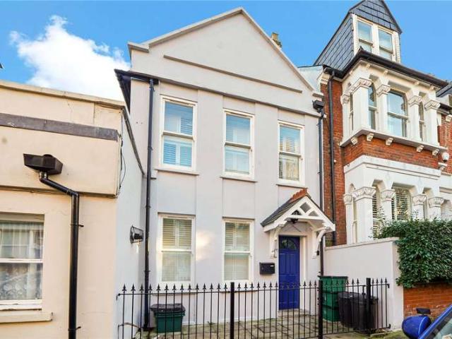 1 Bedroom Flat
