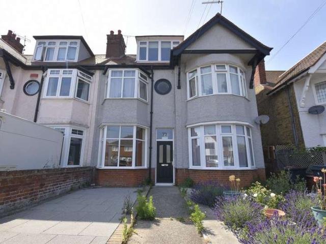 1 Bedroom Flat