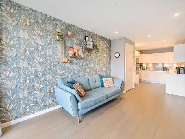1 Bedroom Flat