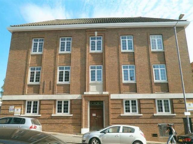 1 Bedroom Flat