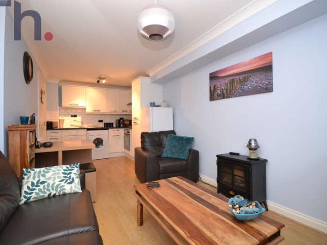 1 Bedroom Flat