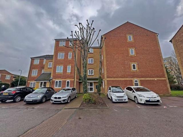 1 Bedroom Flat