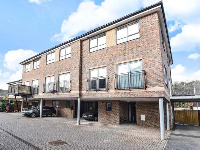 1 Bedroom Flat