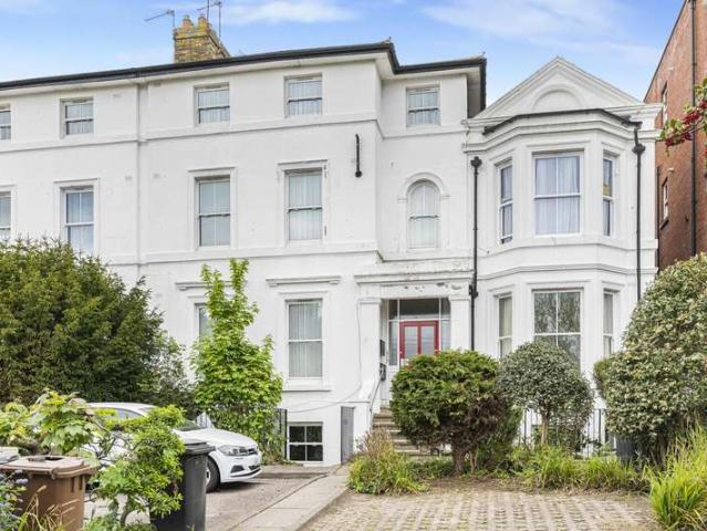 1 Bedroom Flat