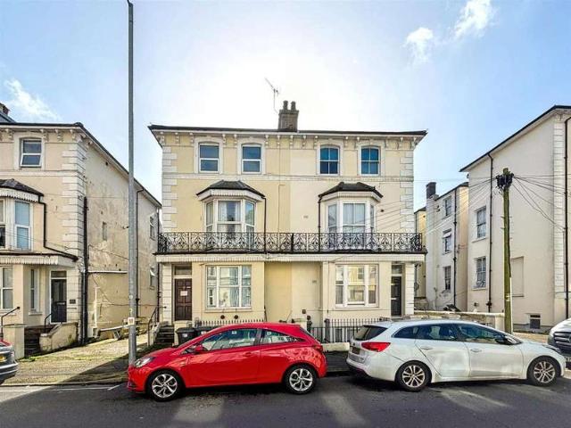 1 Bedroom Flat