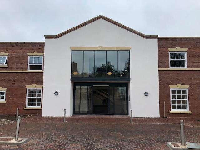 1 Bedroom Flat