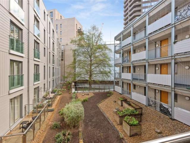 1 Bedroom Flat