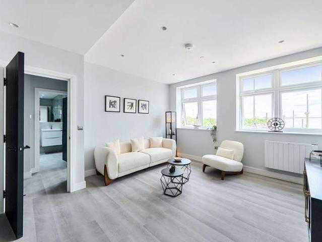 1 Bedroom Flat