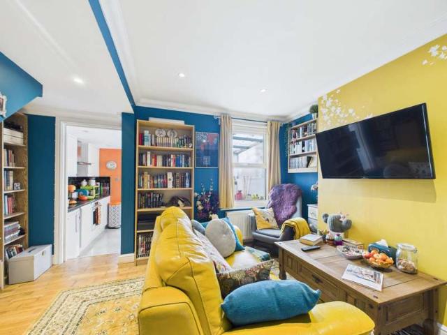 1 Bedroom Flat