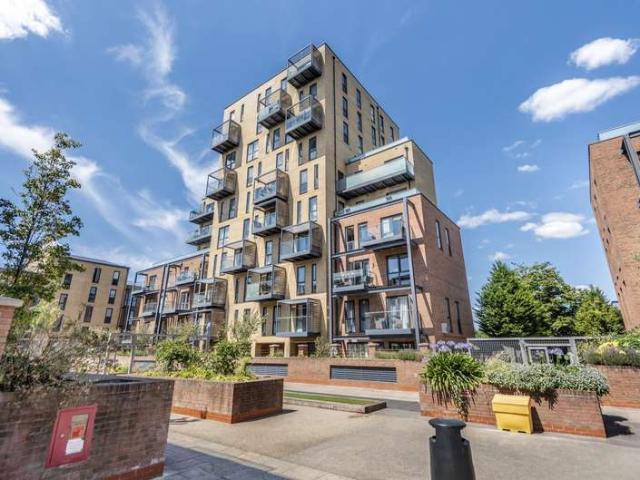 1 Bedroom Flat