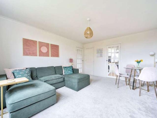 1 Bedroom Flat