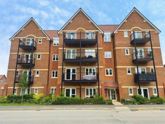 1 Bedroom Flat