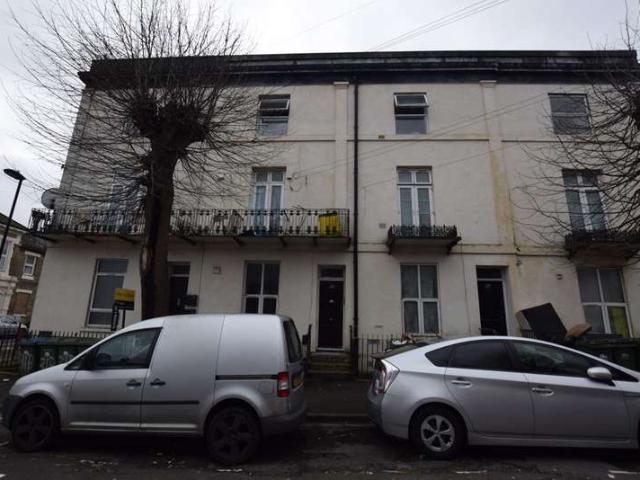 1 Bedroom Flat