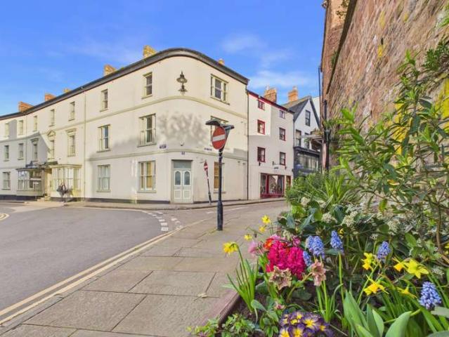 1 Bedroom Flat
