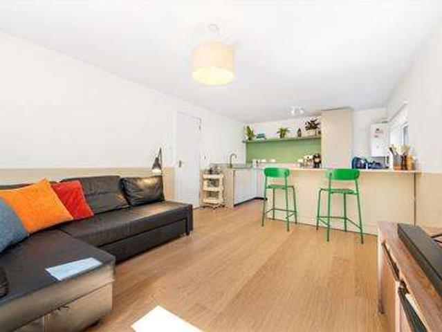 1 Bedroom Flat