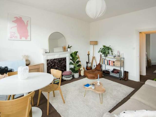 1 Bedroom Flat