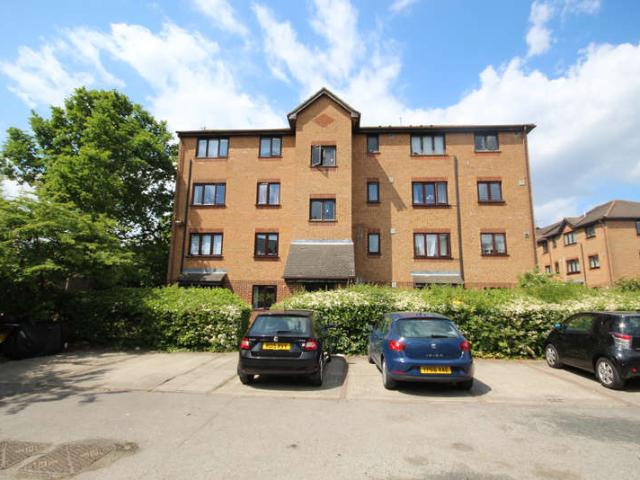 1 Bedroom Flat