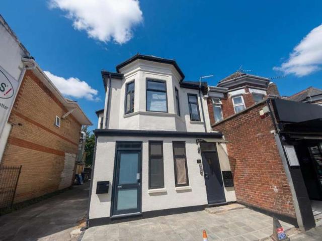 1 Bedroom Flat