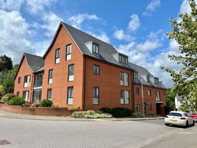 1 Bedroom Flat