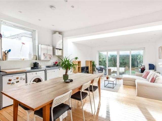 1 Bedroom Flat