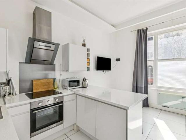 1 Bedroom Flat
