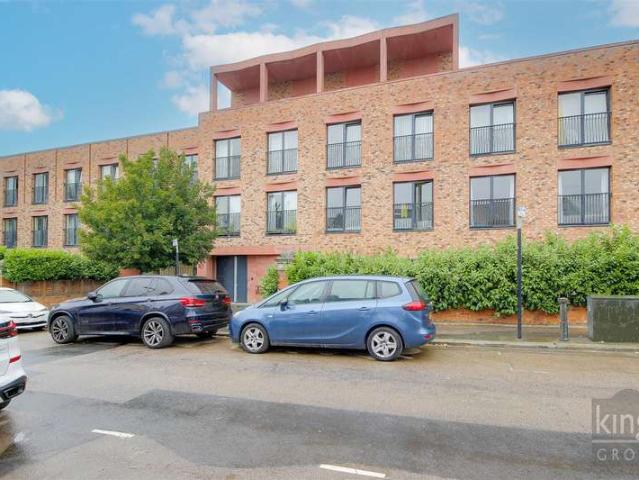 1 Bedroom Flat