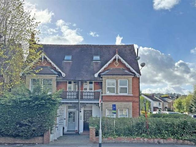 1 Bedroom Flat