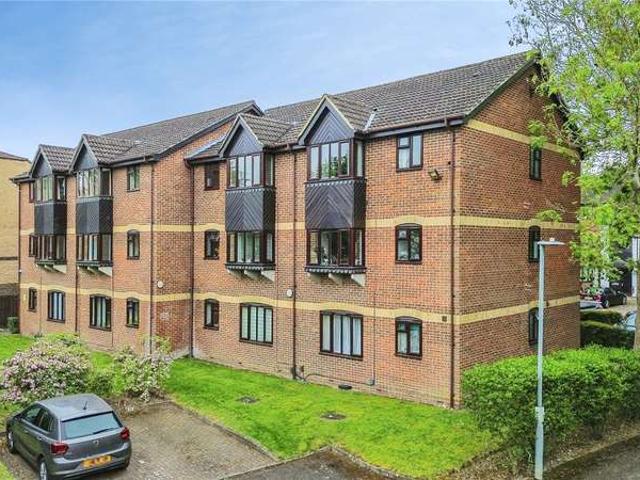 1 Bedroom Flat
