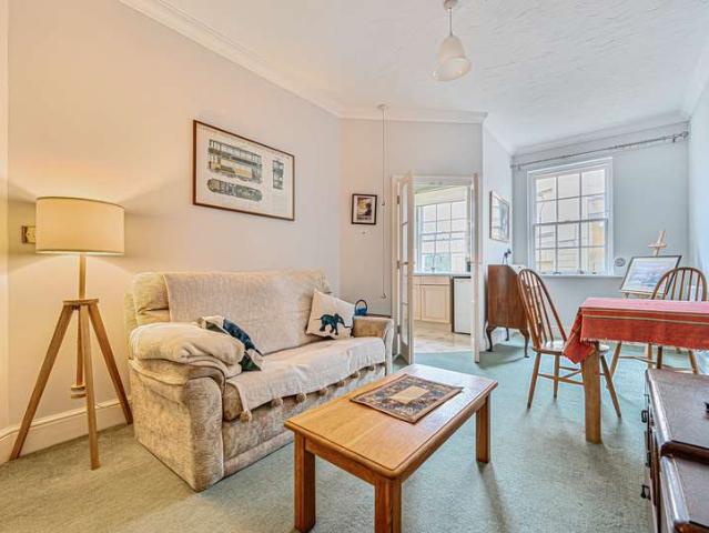 1 Bedroom Flat