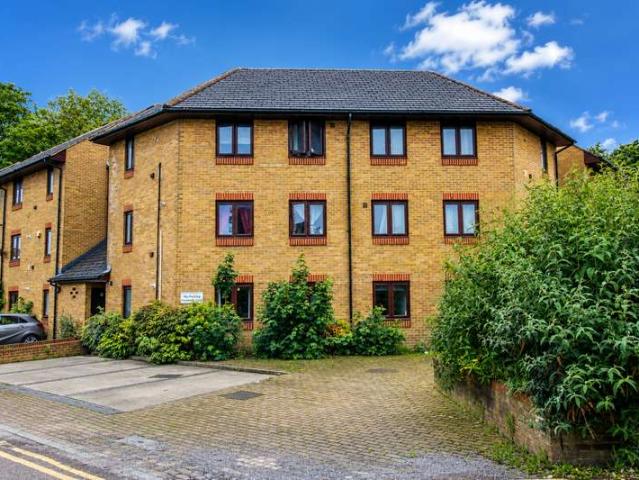 1 Bedroom Flat