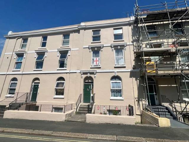 1 Bedroom Flat
