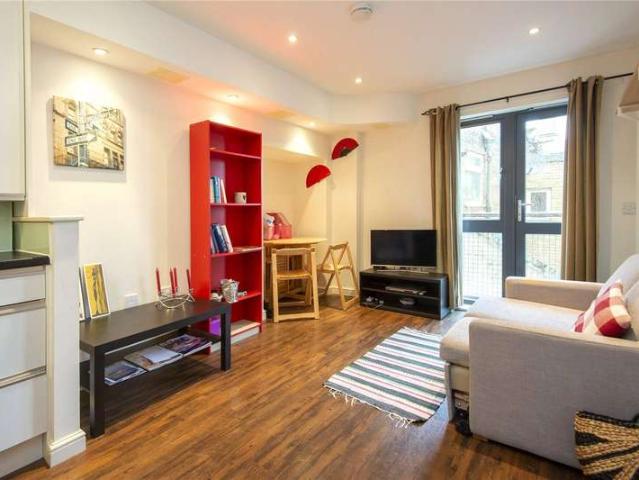 1 Bedroom Flat