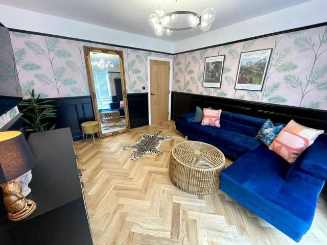 1 Bedroom Flat