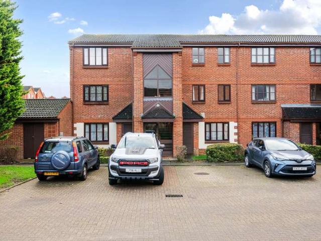 1 Bedroom Flat