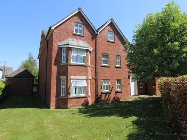 1 Bedroom Flat