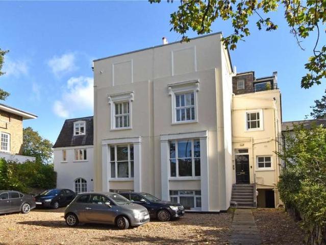 1 Bedroom Flat