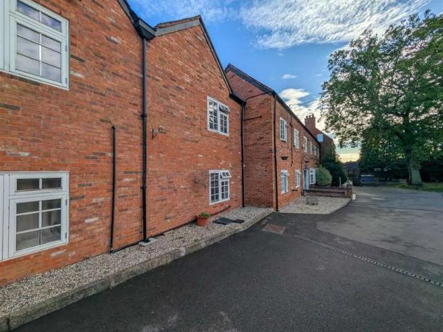 1 Bedroom Flat