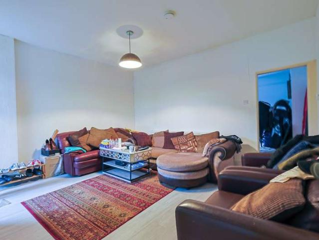 1 Bedroom Flat